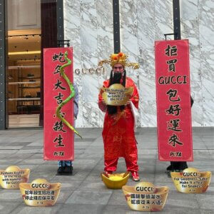 New Footage: Pythons Skinned for Snakeskin Accessories - News - PETA ...